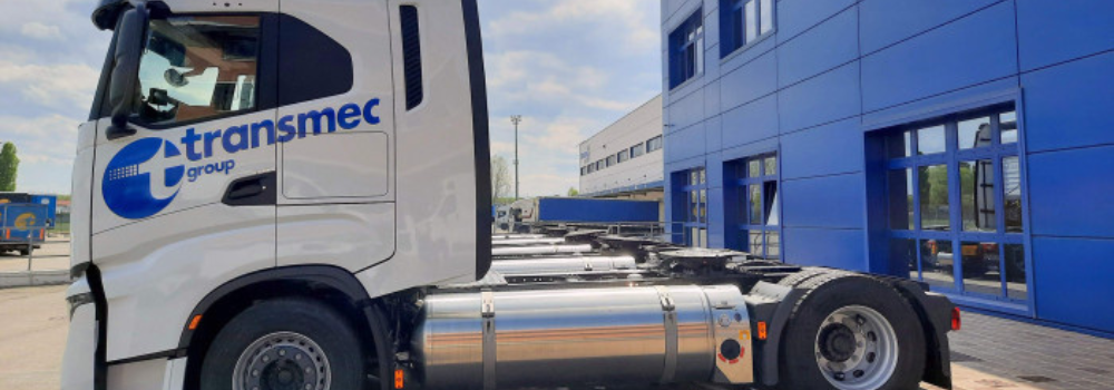 Natural gas trucks introduced to Transmec’s fleet